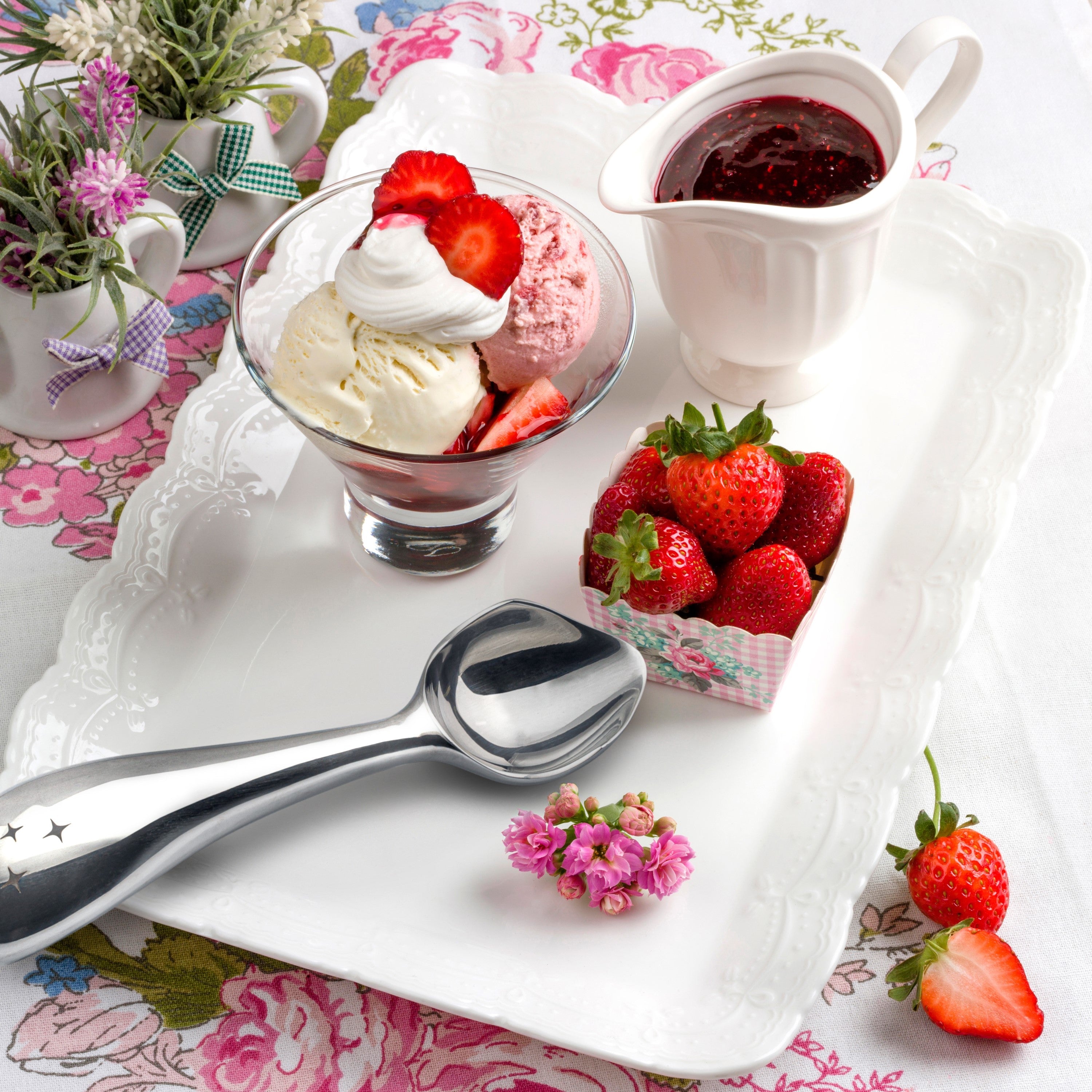 Blooming Berry Bliss: A Springtime Ice Cream Delight – Midnight kitchen ...